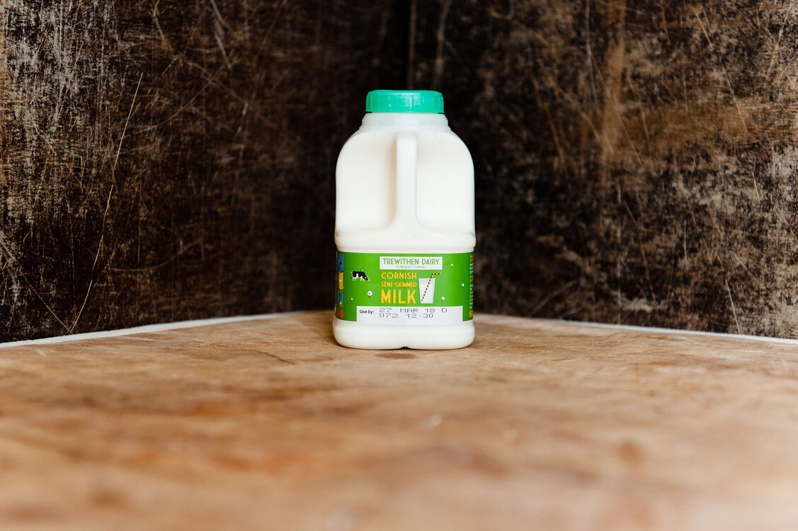 1 pint (green top) - semi-skimmed - Trewithen: – Fresh and Local UK